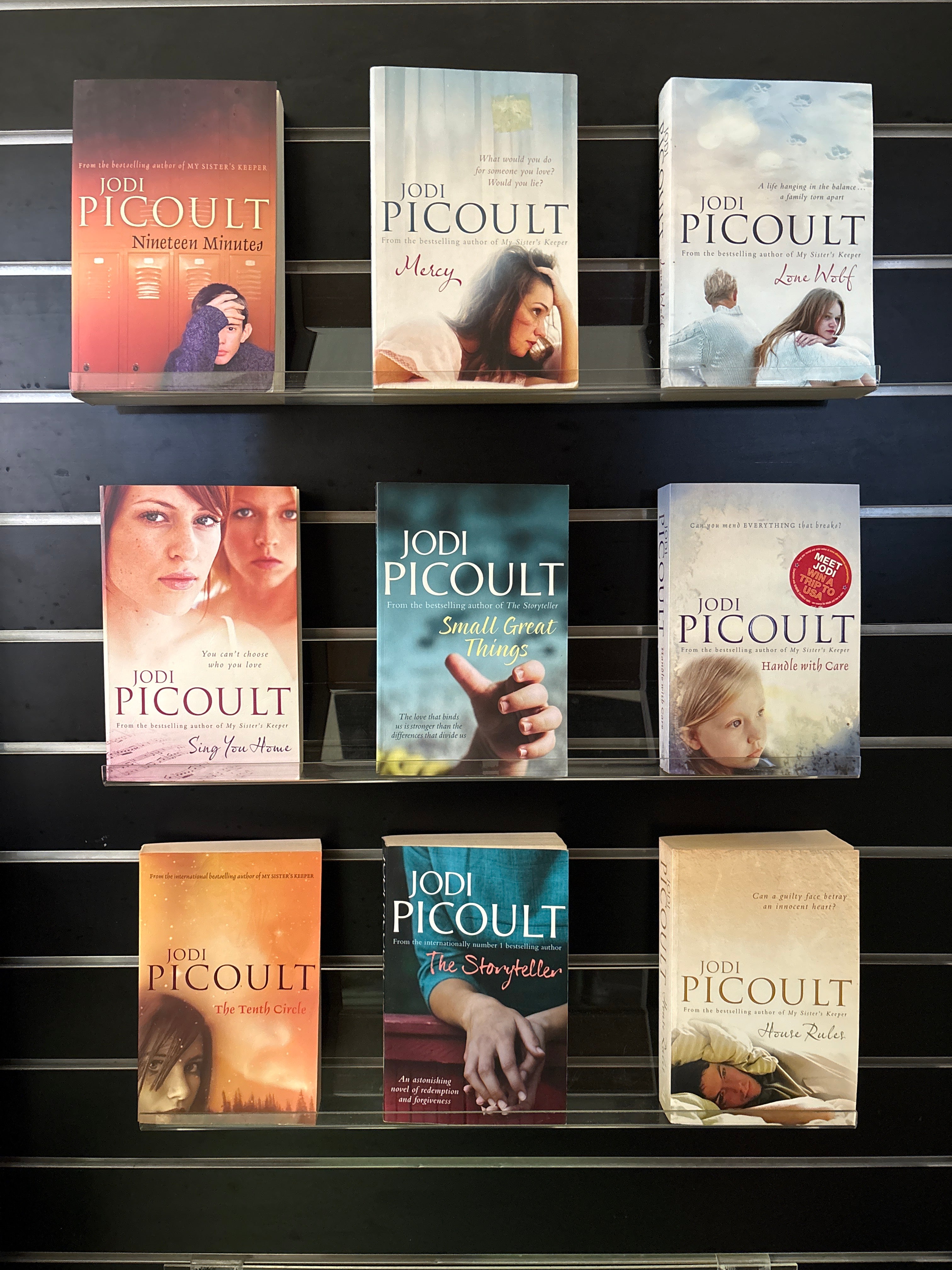 PICOULT, Jodi - Bundle of 9 Standalone Titles (Min. good condition ...